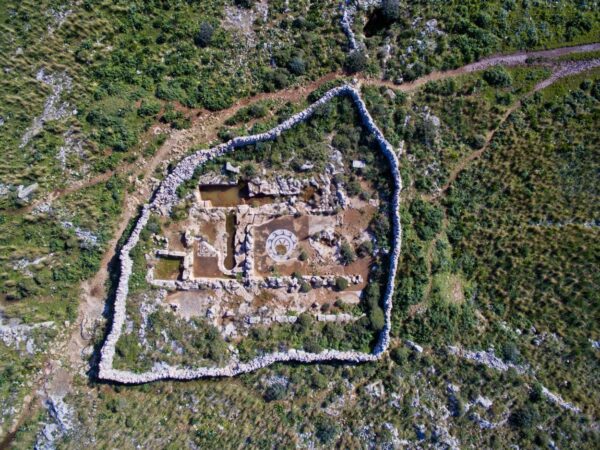 Cape Matapan Caves - Awe-inspiring Places