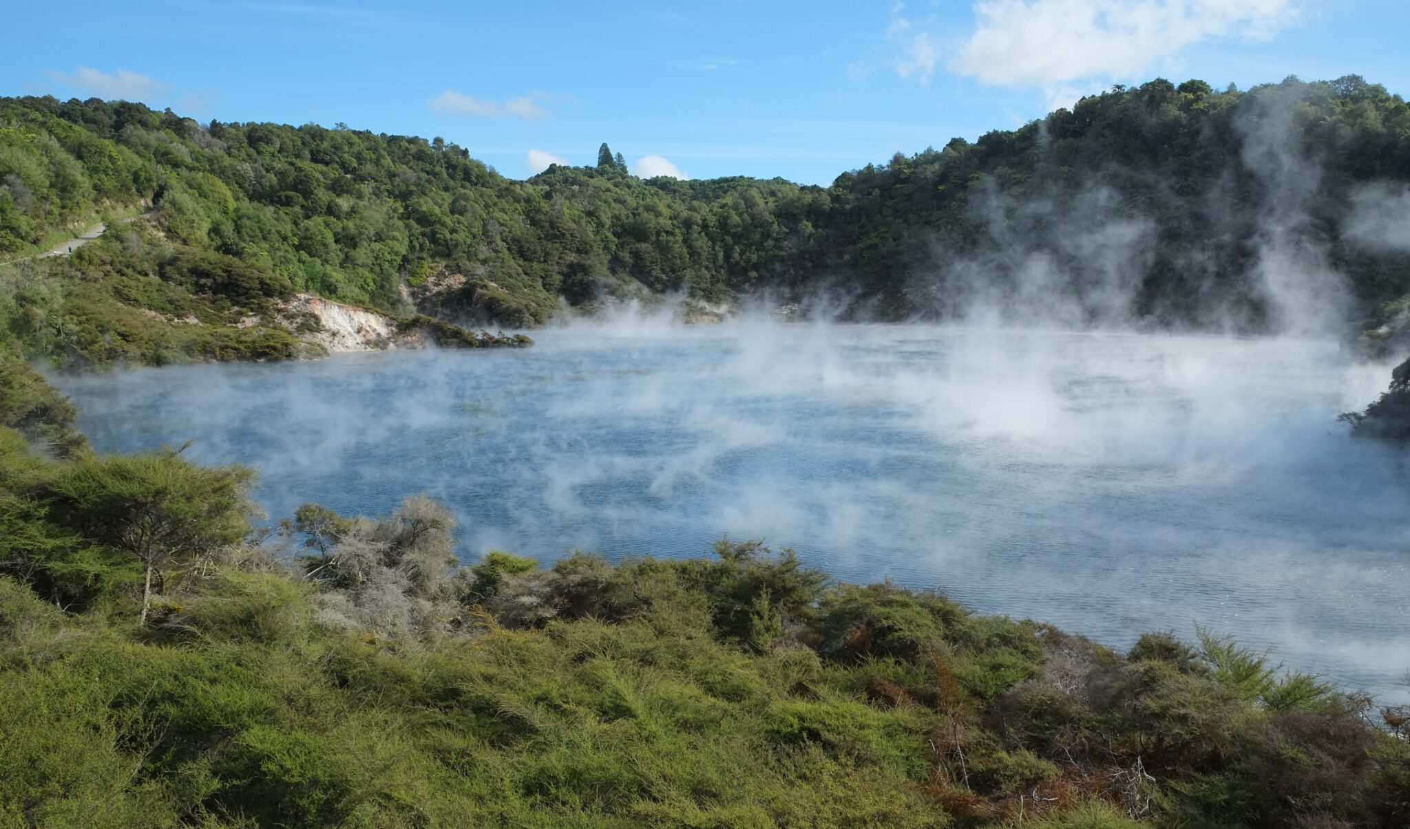 Frying Pan Lake - Awe-inspiring Places