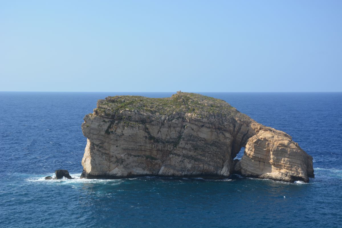 Fungus Rock - Awe-inspiring Places