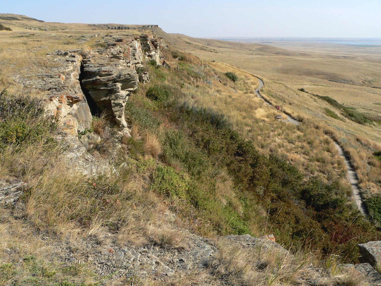 Head-Smashed-In Buffalo Jump - Awe-inspiring Places