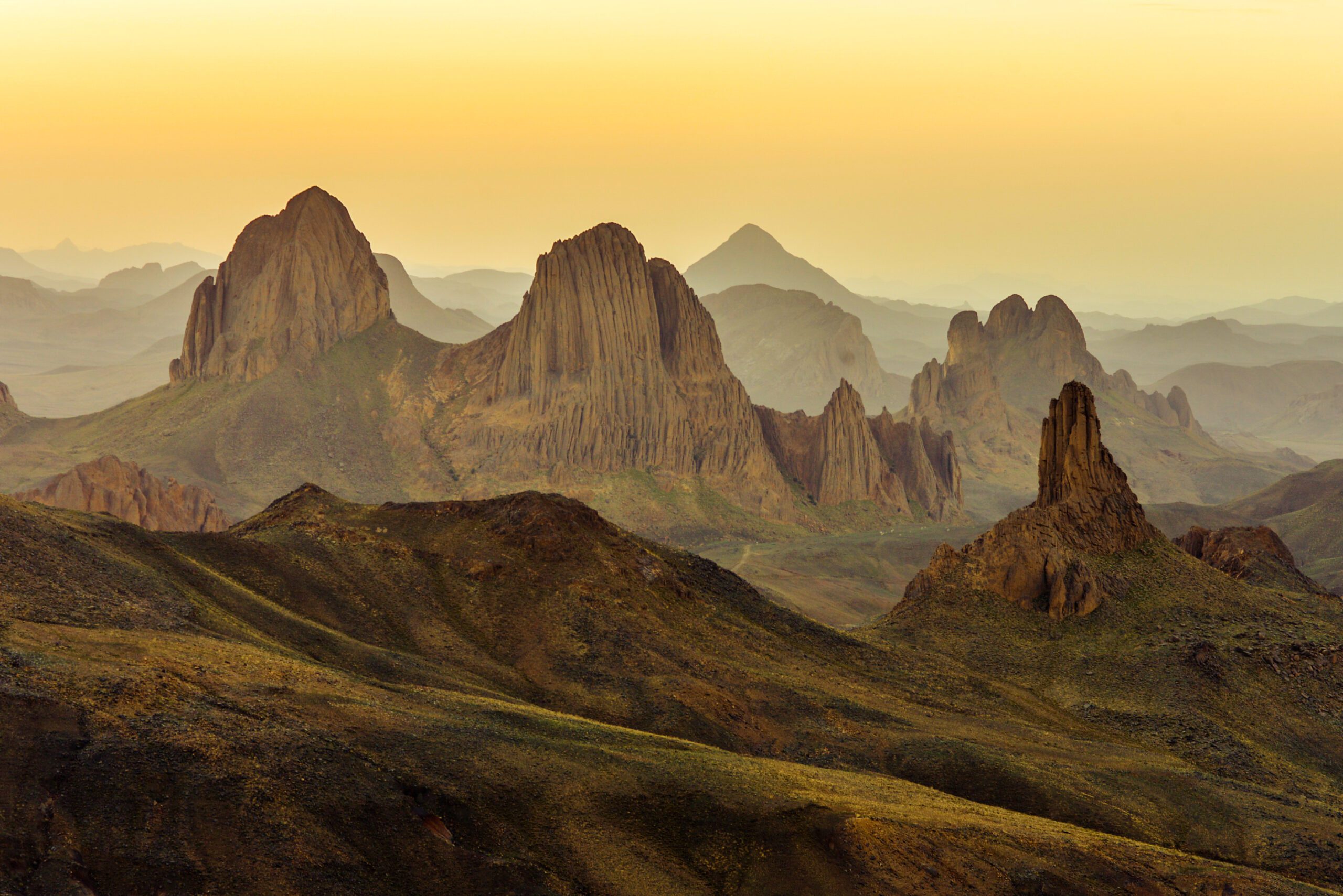 Hoggar Mountains - Awe-inspiring Places