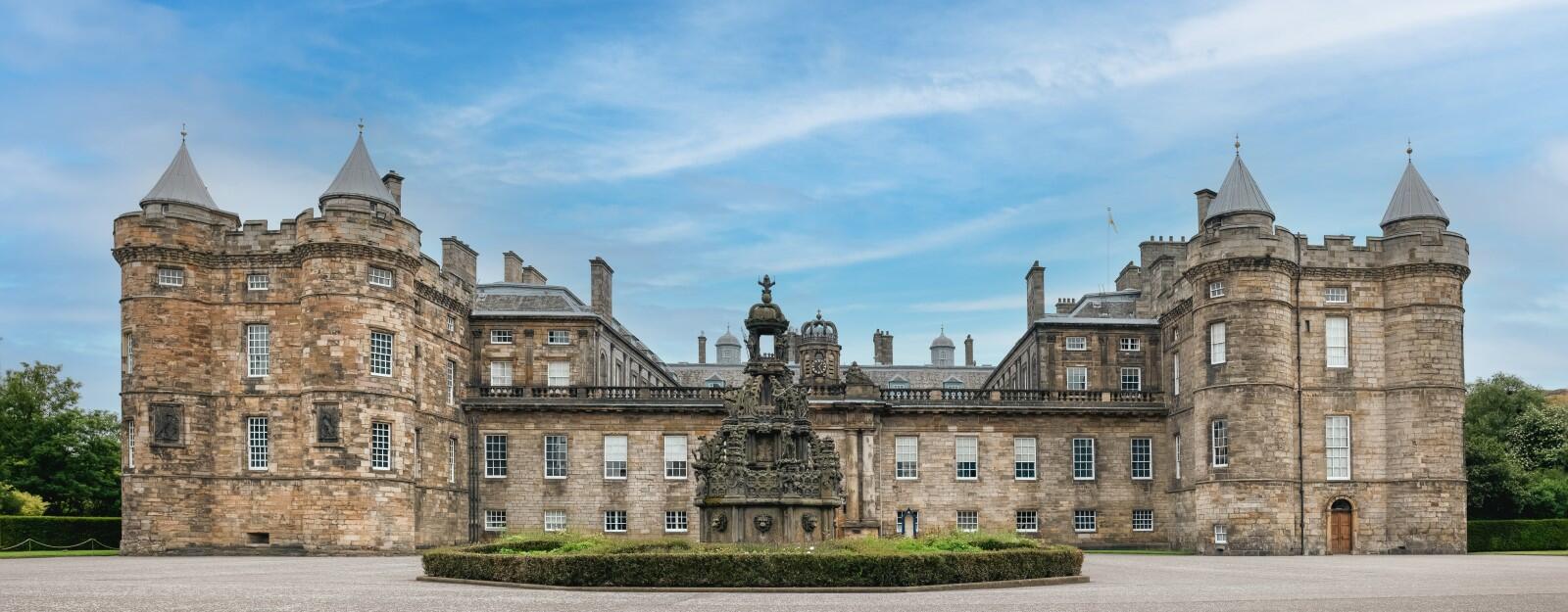 Holyrood Palace - Awe-inspiring Places