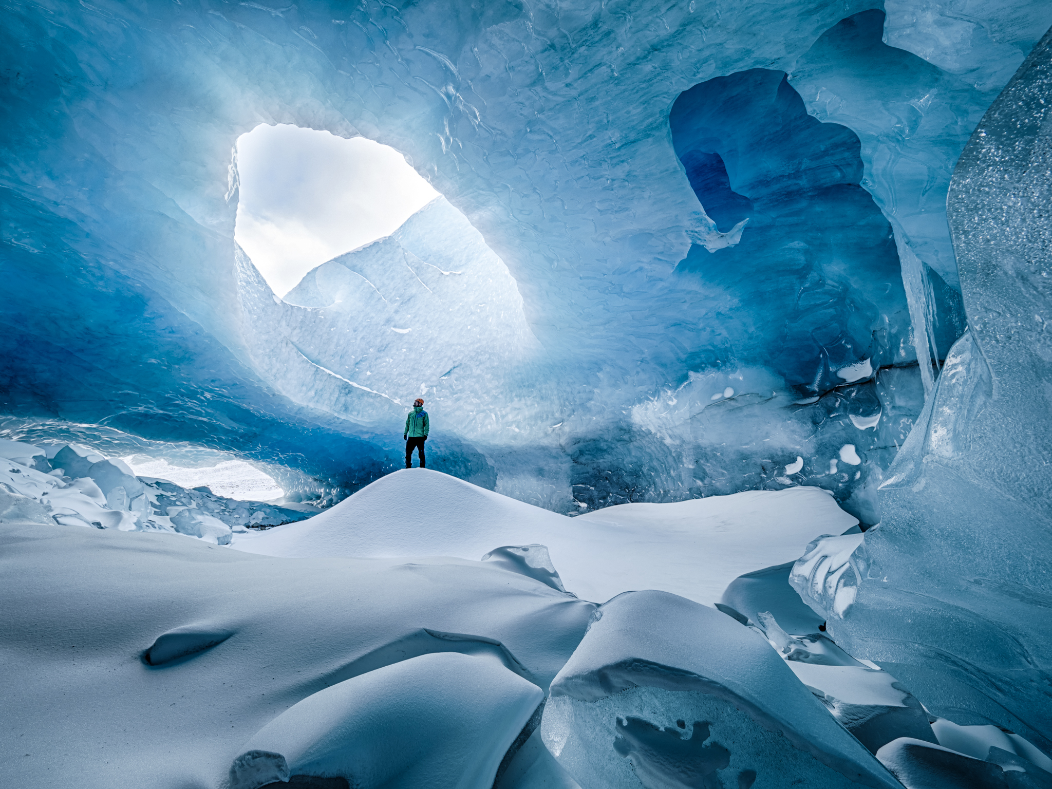 Ice Cave - Awe-inspiring Places