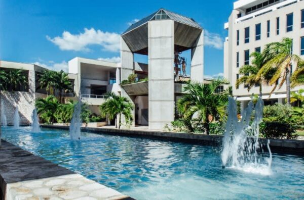 Jamaica Conference Center - Awe-inspiring Places