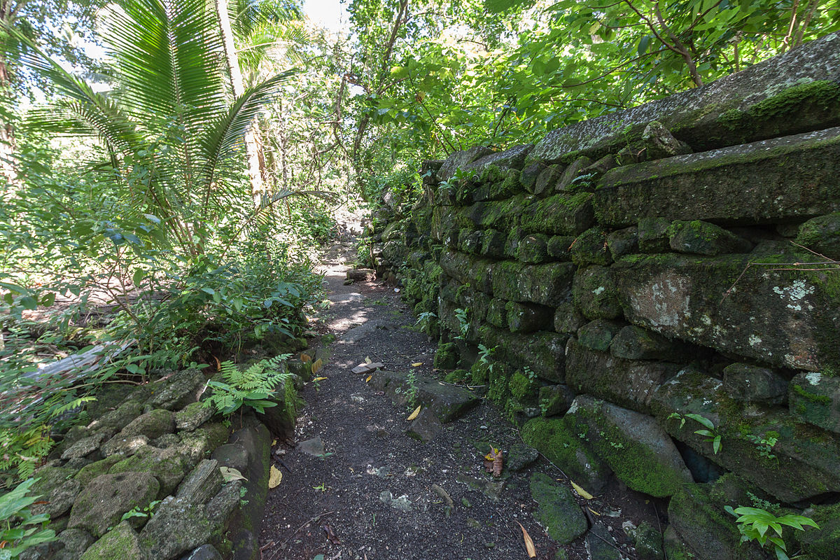 Lele Ruins Trail - Awe-inspiring Places