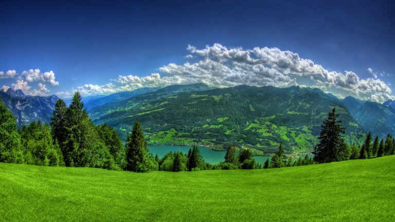 Mande Mountains - Awe-inspiring Places