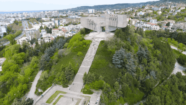 Monument Of The Bulgarian-Soviet Friendship - Awe-inspiring Places