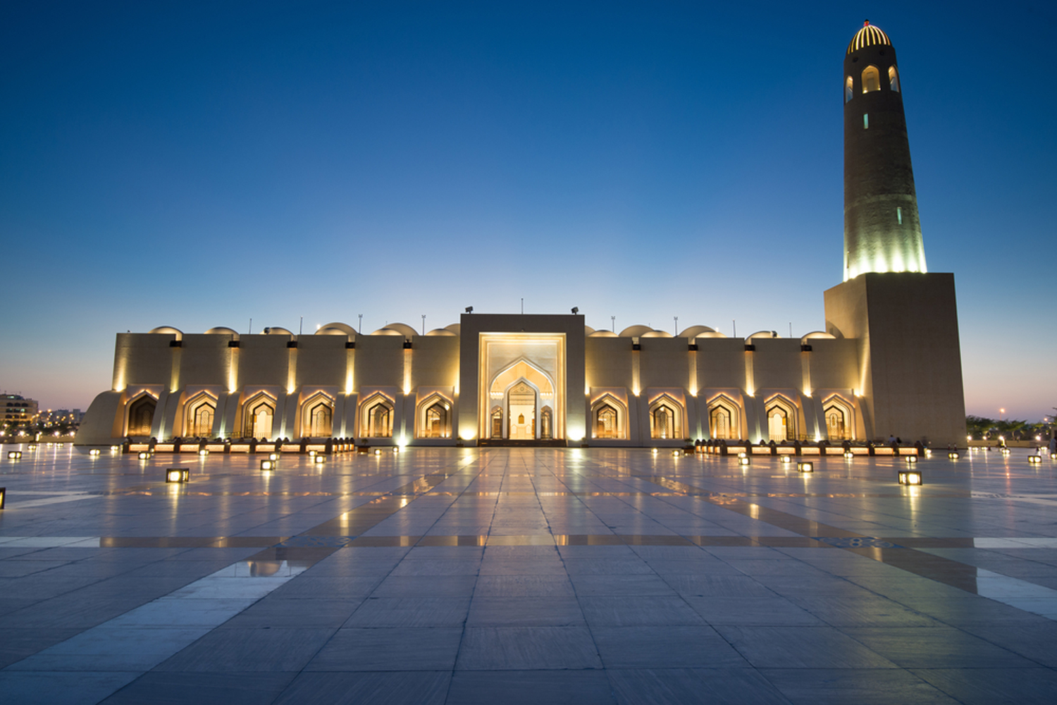 State Grand Mosque - Awe-inspiring Places