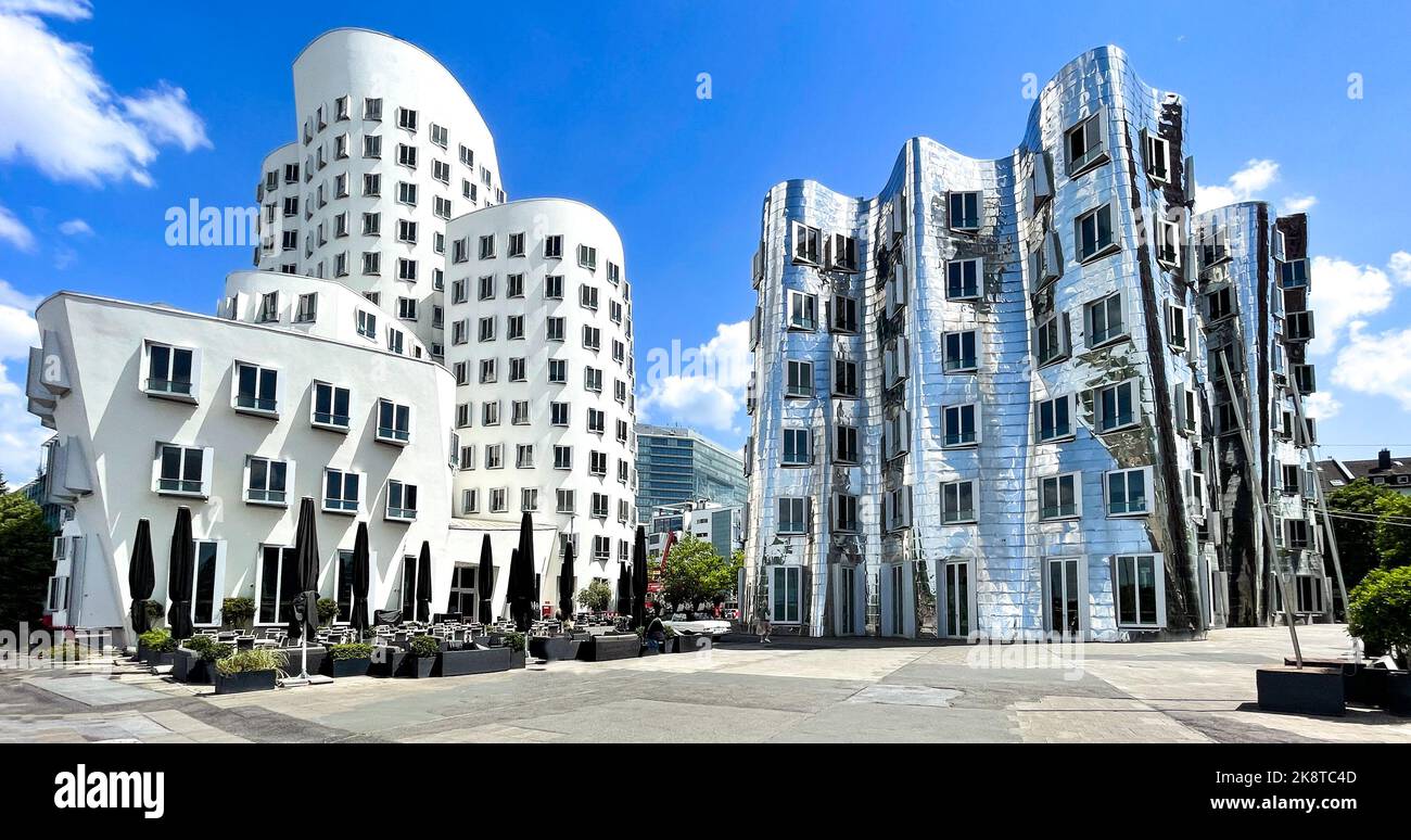 The Gehry Buildings Of Dusseldorf Harbor - Awe-inspiring Places