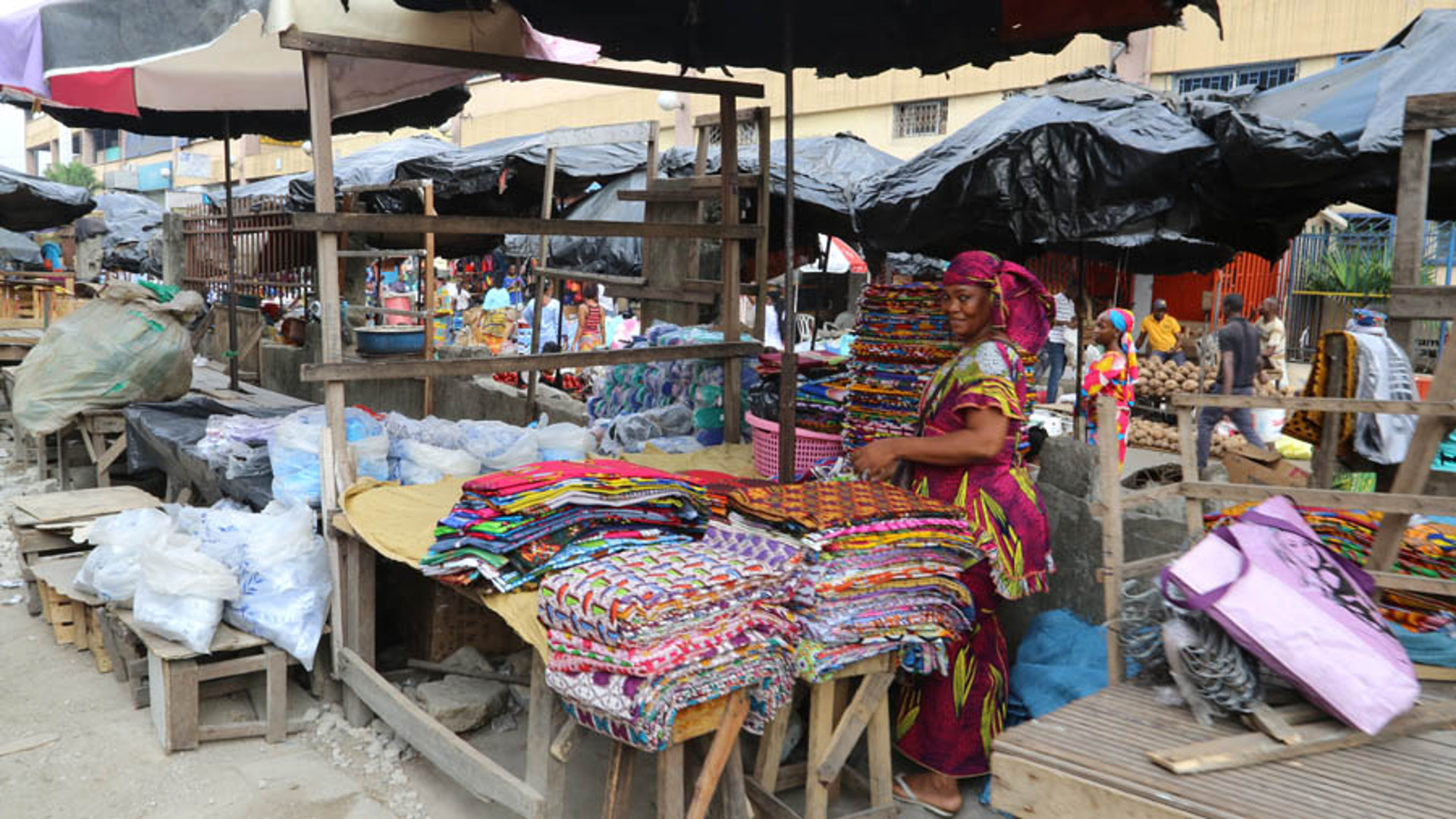 The Marché De Treichville - Awe-inspiring Places