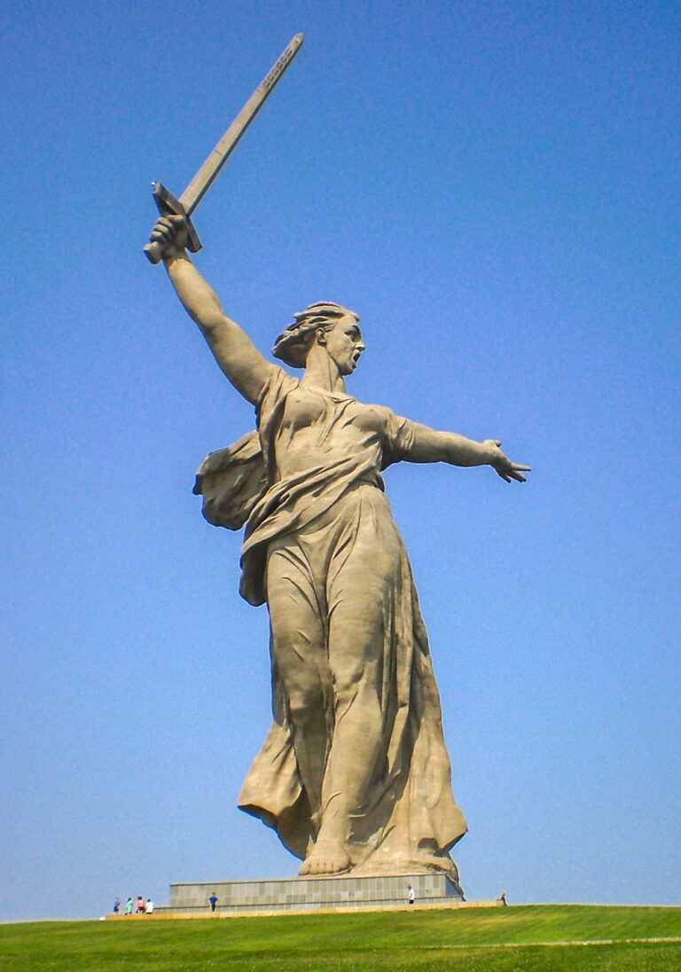 The Motherland Calls Statue - Awe-inspiring Places