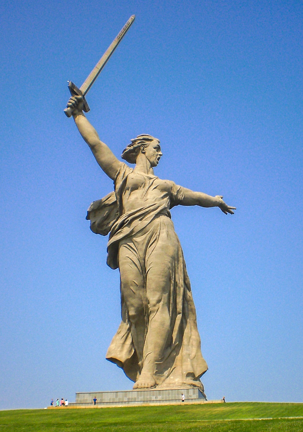 The Motherland Calls Statue - Awe-inspiring Places