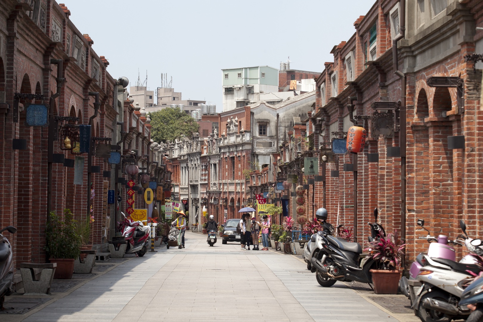 Yingge Old Street - Awe-inspiring Places