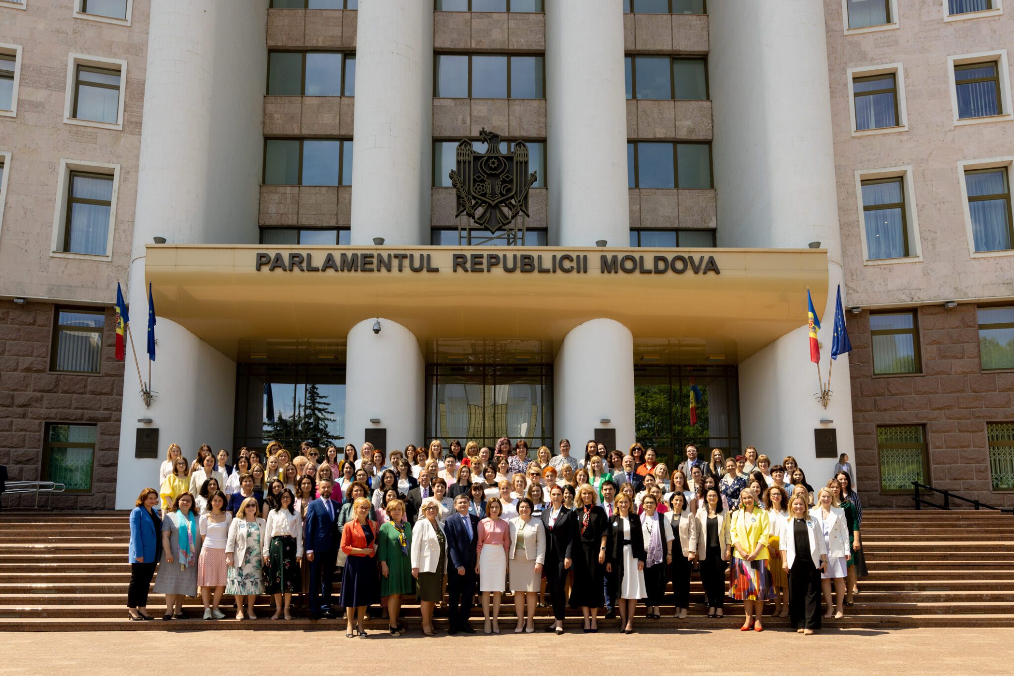 Parliament Of The Republic Of Moldova - Awe-inspiring Places