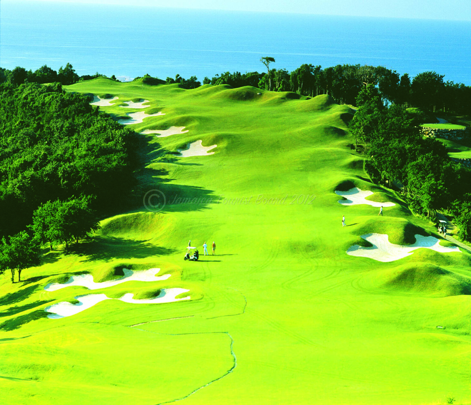 White Witch Golf Course - Awe-inspiring Places
